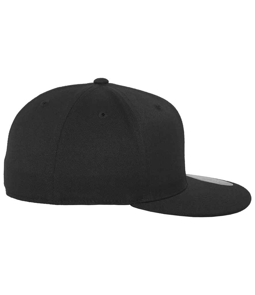 Flexfit Premium 210 Fitted Cap | LSi